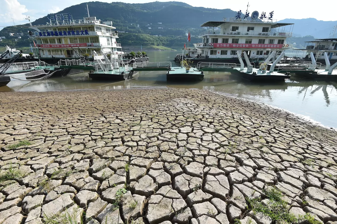 Yangtze rwizi kusanaya kwemvura