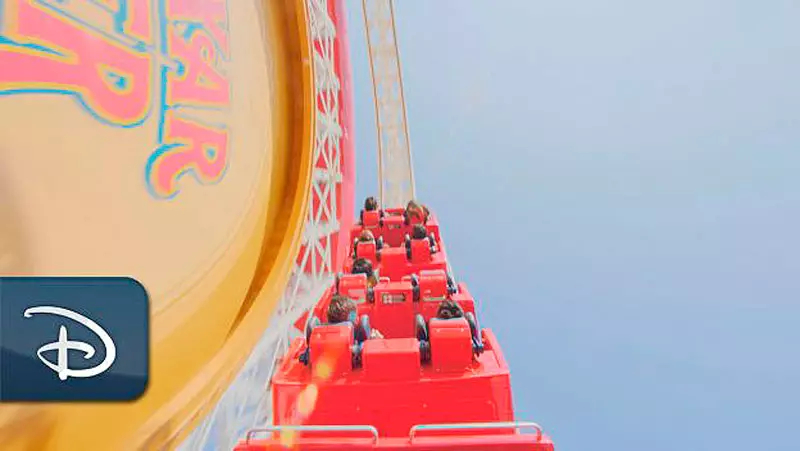 Incredicoaster Amerikāņu kalniņi Disneja Kalifornijas piedzīvojums