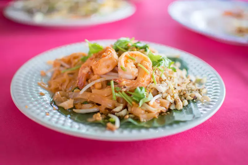 pad thai Thaimaan tunnetuin ruokalaji