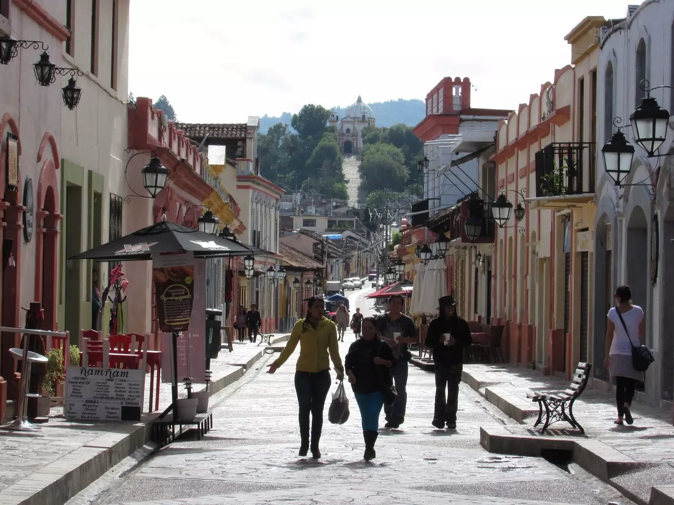 Kat pati: Soti San Cristobal rive Antigua