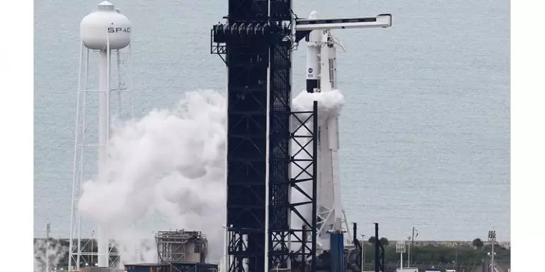 zahájení mise SpaceX NASA USA