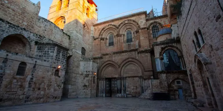 Holy Sepulcher អ៊ីស្រាអែលបើកទ្វាររបស់ខ្លួនឡើងវិញ