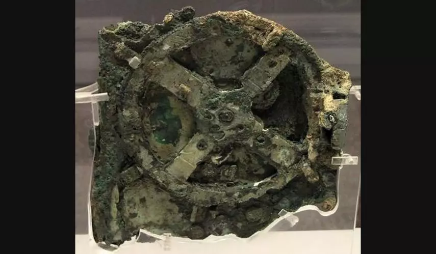 Antikythera mexanizmi, tarixdagi eng qadimgi kompyuter 12359_2