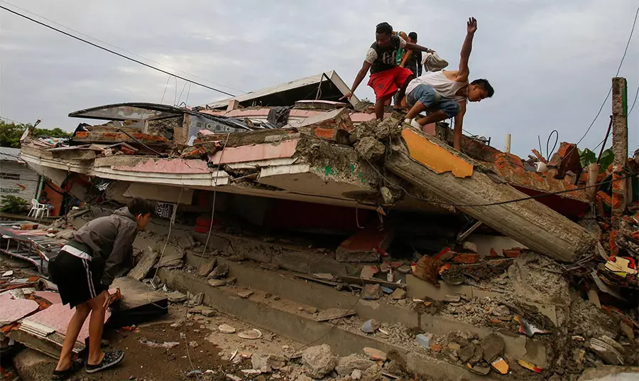 La tragedia in Ecuador 1277_3