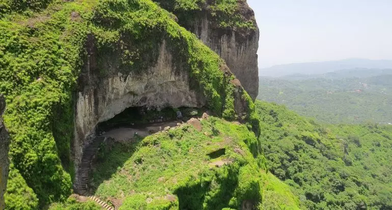 പിശാചിന്റെ വാതിൽ