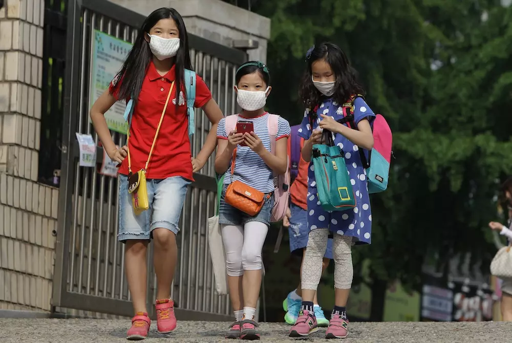 MERS: Lewe agter 'n masker 13333_15