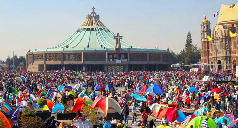 Mereka memecahkan rekor peziarah ke Basilika Guadalupe