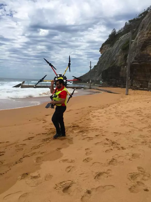 Ew jiyana du surferan bi saya drone xilas dikin 14262_2