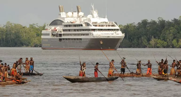 Cruisen déi nëmmen Abenteuer genéissen