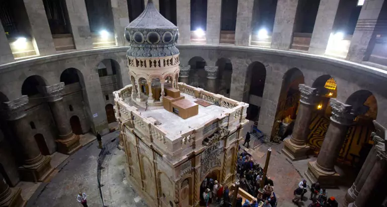 ຜູ້ນໍາຄຣິສຕຽນປິດ Holy Sepulcher ໂດຍບໍ່ມີກໍານົດ