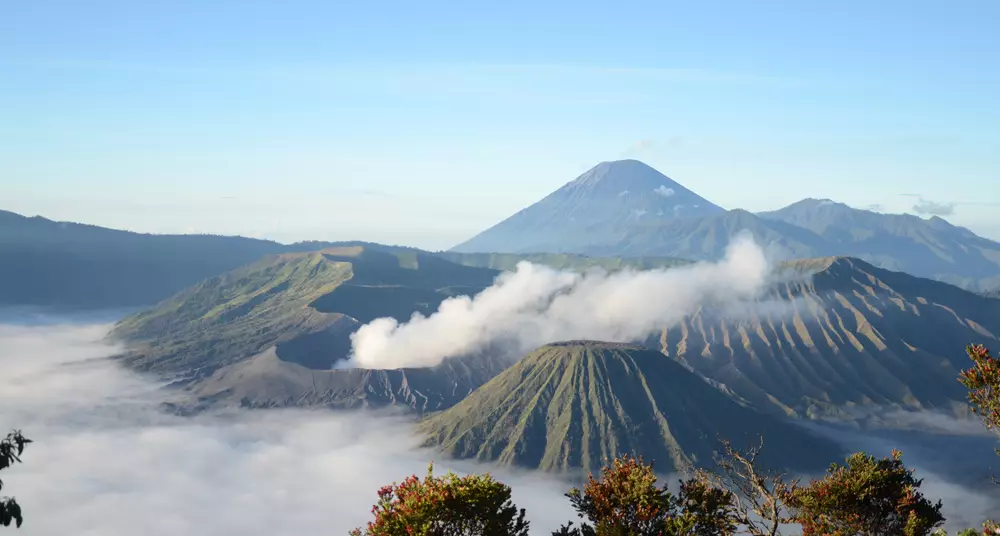 Jawa, pulo gunung geni lan candhi Budha 14742_3