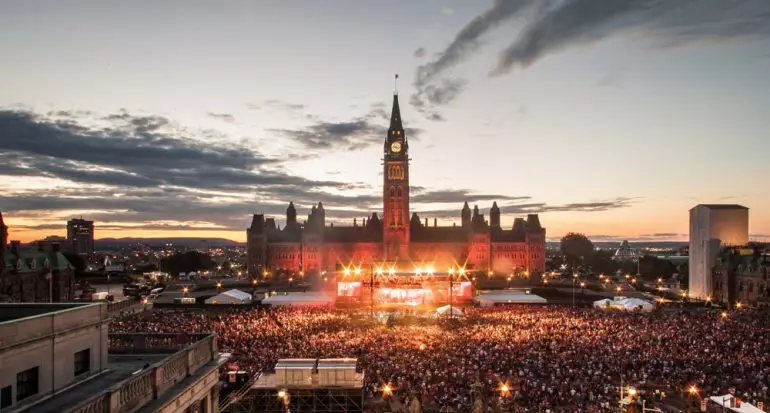 Trois expériences estivales au Canada