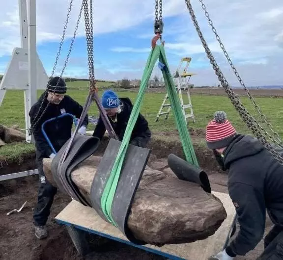 L-arkeoloġi jiskopru ġebel ta’ oriġini Pictish fl-Iskozja