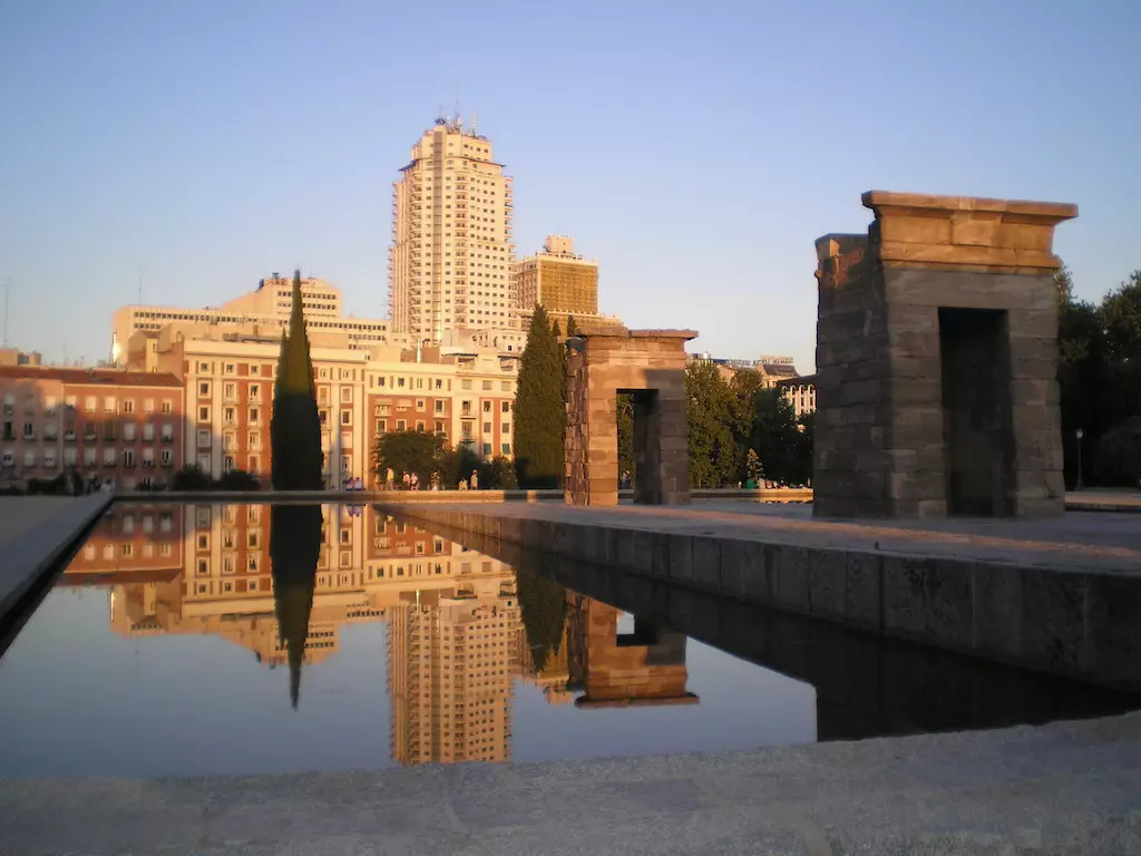 ប្រាសាទ Debod