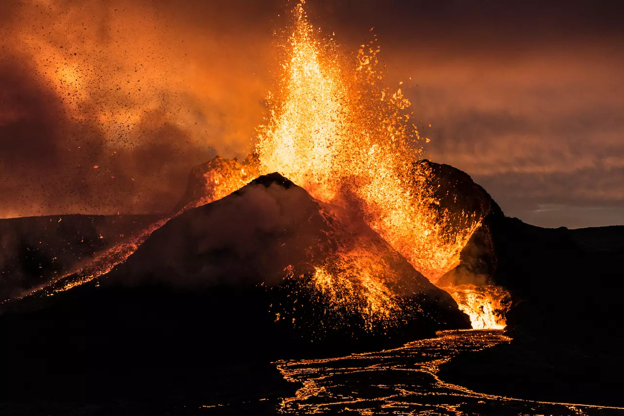 Super-erupzio bolkanikoak: nola sortzen diren milioika urtetan