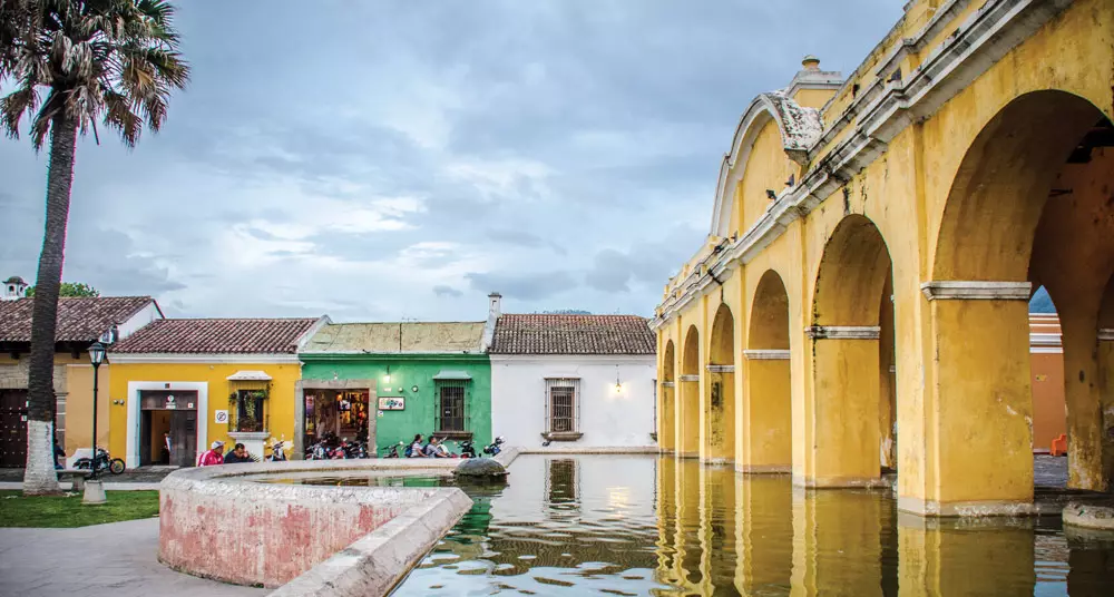 Antigua, sajarah lan tradhisi ing Guatemala 21364_2