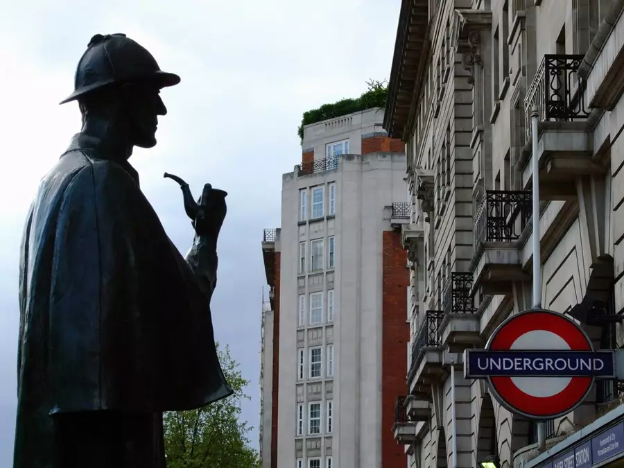 Ṣe o fẹ lati fi lẹta ranṣẹ si Sherlock Holmes? 2195_2