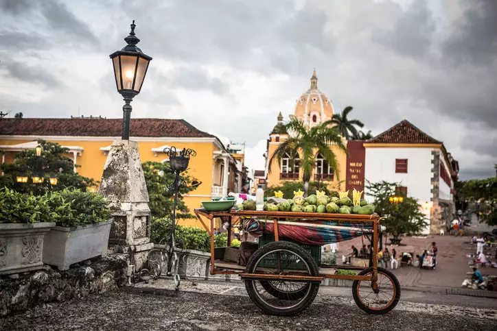 mitengo yenzendo kuenda kuColombia