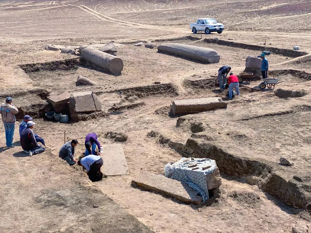 Mitten in der Wüste Ägyptens graben sie einen antiken Zeus-Tempel aus 2871_3