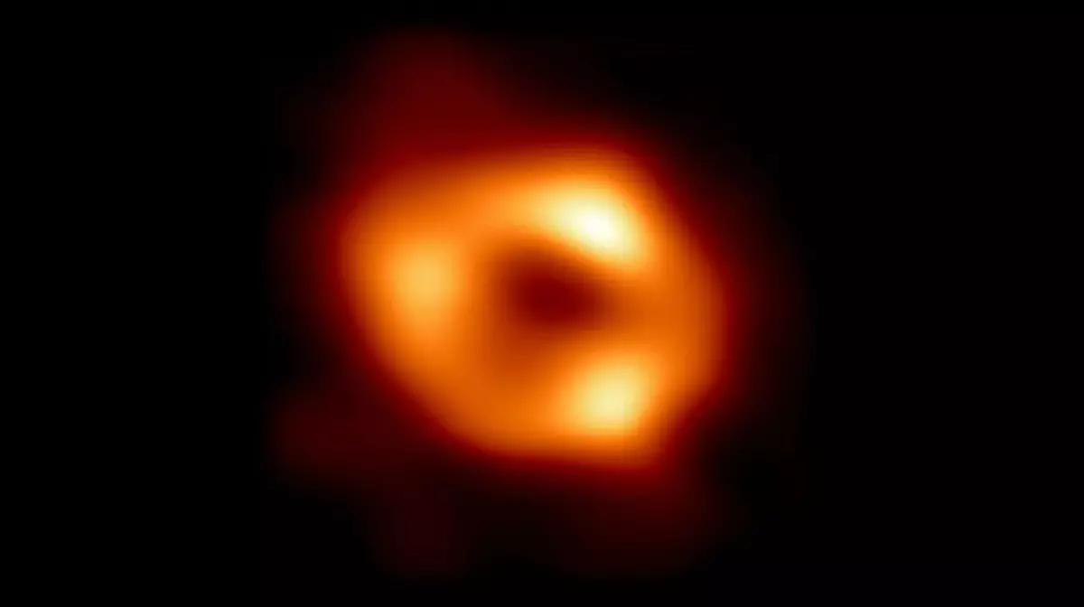 They reveal the image of a black hole at the center of the Milky Way