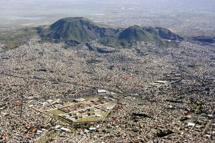 Naunlod ang Mexico City