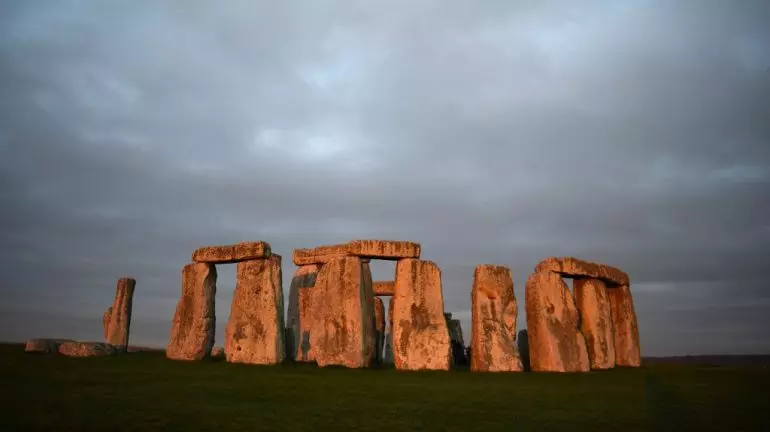 setuloana stonehenge