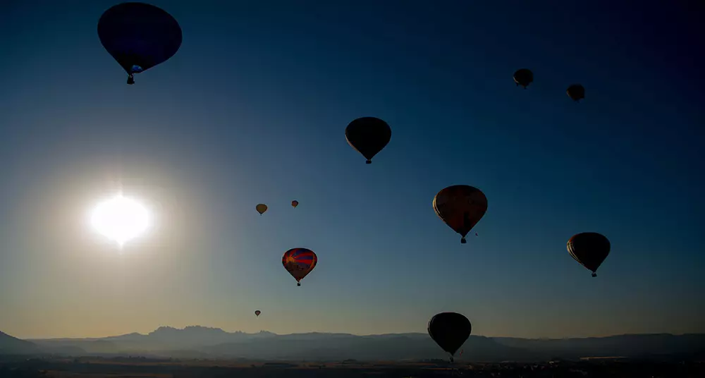 Die Europese Ballonfees het die lug van Katalonië versier 4073_6