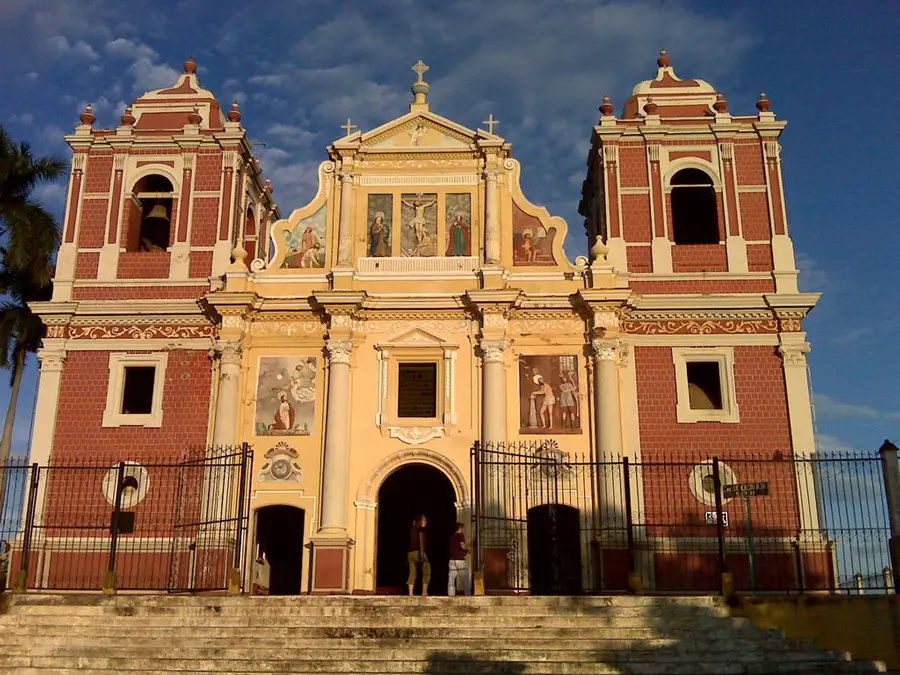 Gereja-gereja terindah di Nikaragua 4357_7