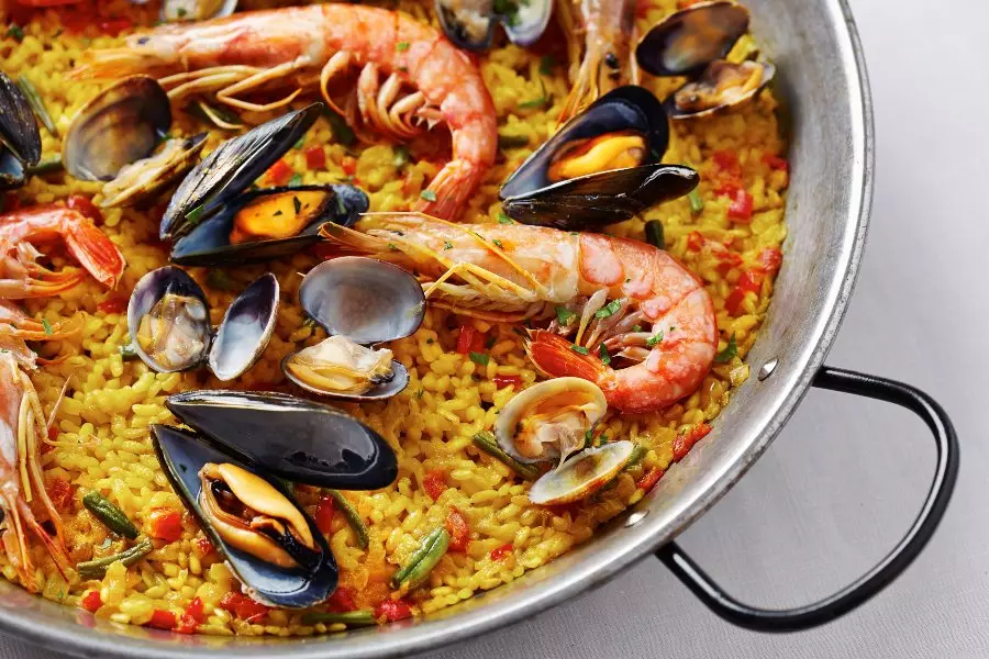 paella española