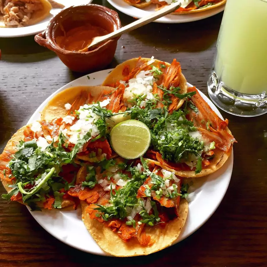 mexico tacos al pastor نىڭ تىپىك تائاملىرى