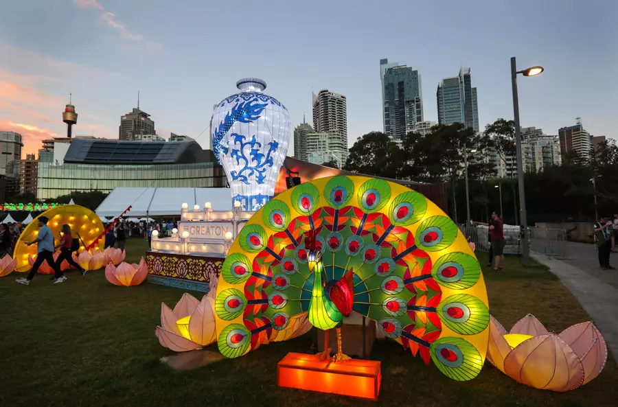 This is how the world welcomed the Chinese New Year of the Rooster 5130_15