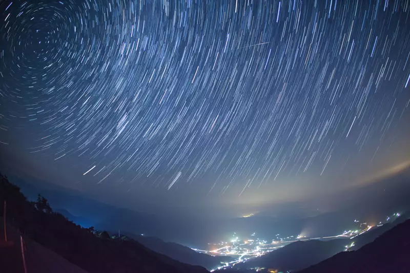 英仙座流星雨八月流星雨