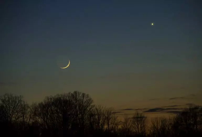 Mond und Venus