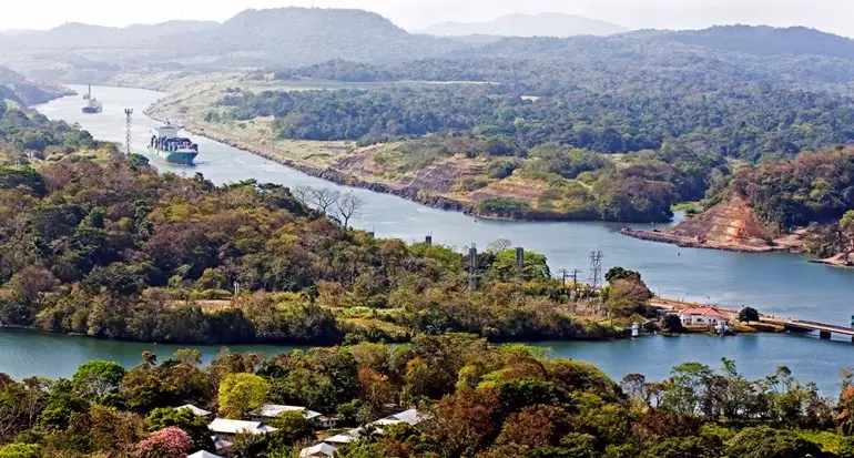 Iinyani ezili-10 omele uzazi malunga nePanama Canal