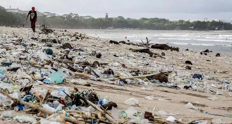 O plástico que chega ao mar