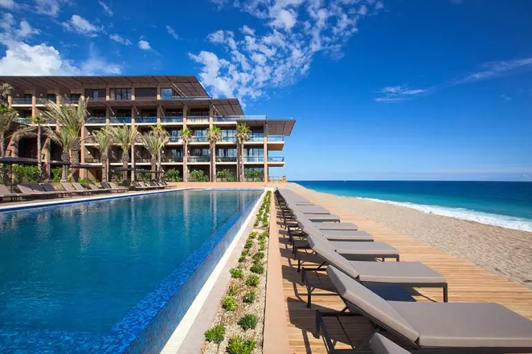 A hotel for exclusive travelers in Los Cabos 6976_1