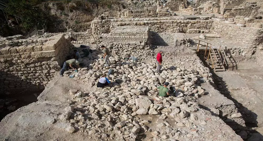 As escavacións en Israel descobren a antiga cidadela grega 779_2