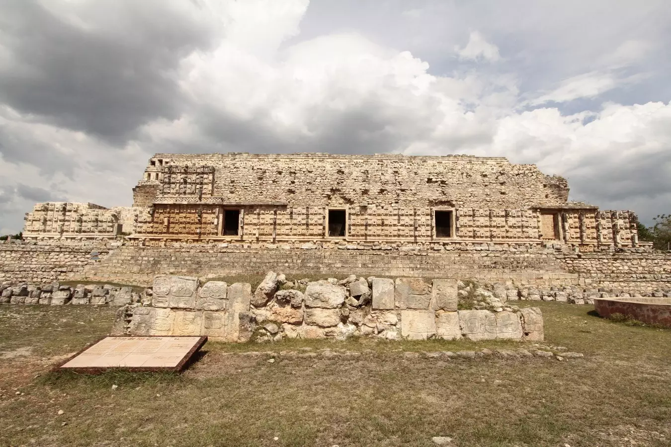 Puuc रूट, माया केन्द्रहरू जुन Yucatecan जंगल भित्र फस्टाउँछन् 9107_2