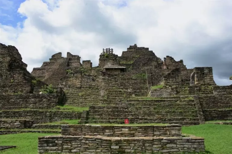 Toniná Mayan Crypt